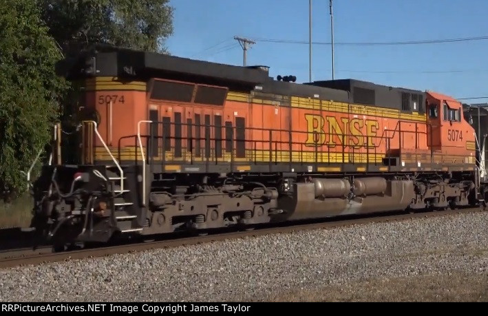 BNSF 5074